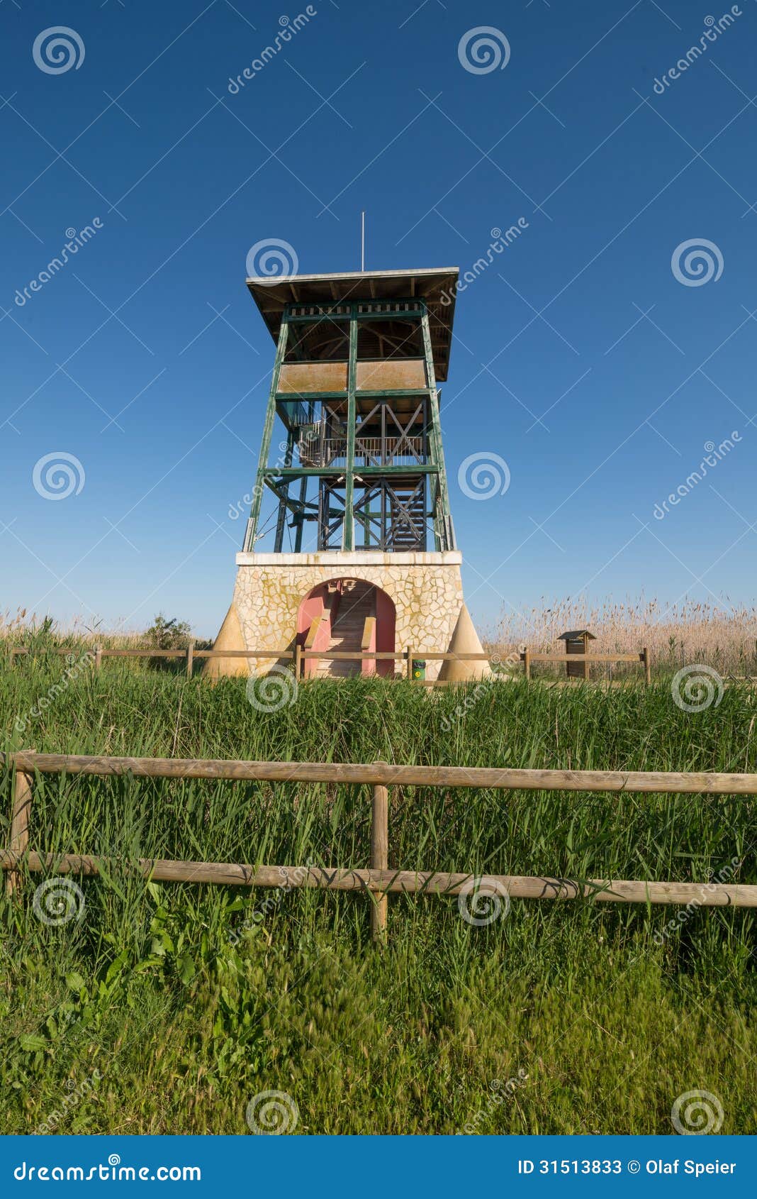 Birdwatching tower stock image. Image of watchout, tower - 31513833