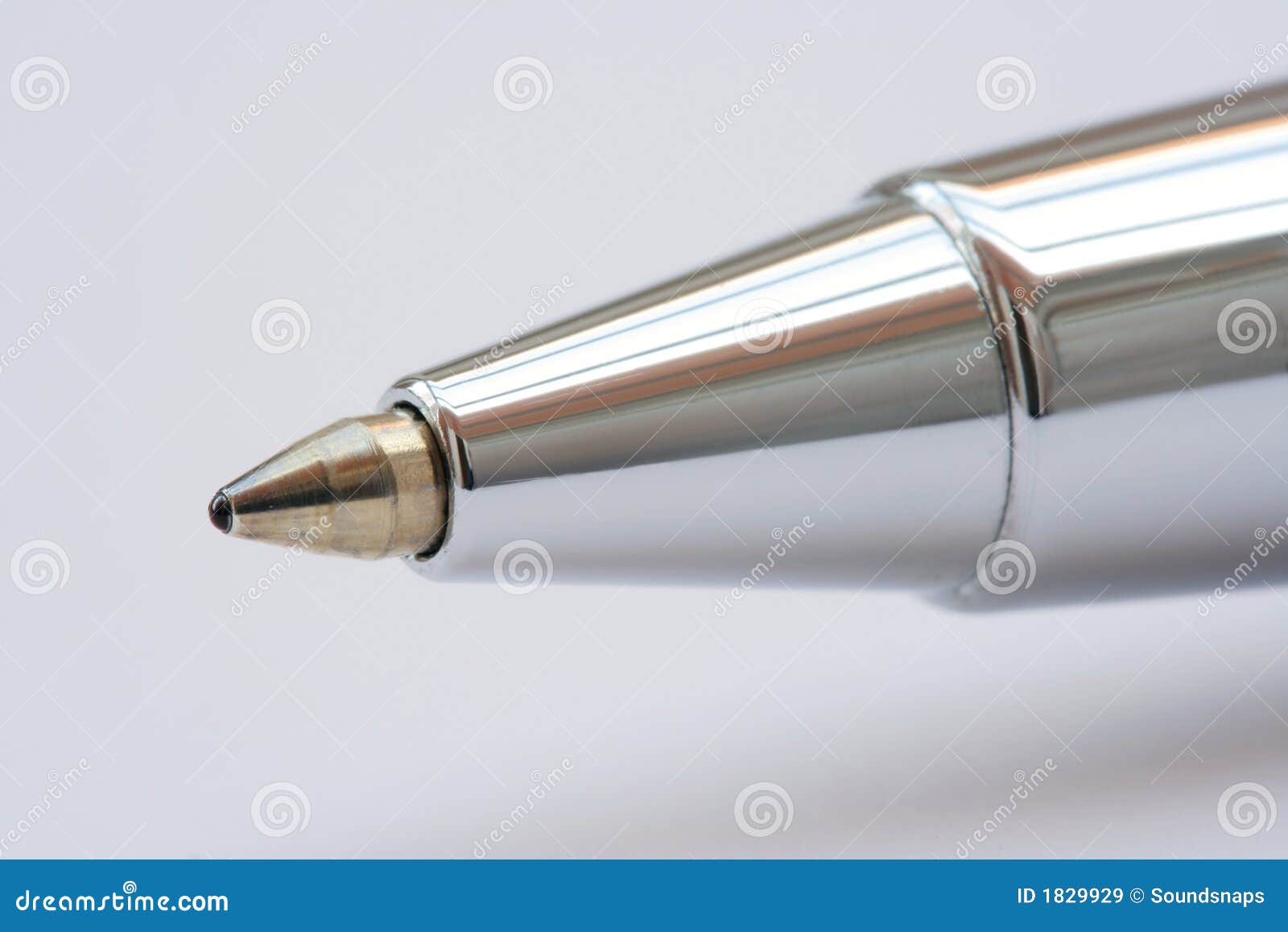 Biro della penna di sfera immagine stock. Immagine di precisione - 1829929