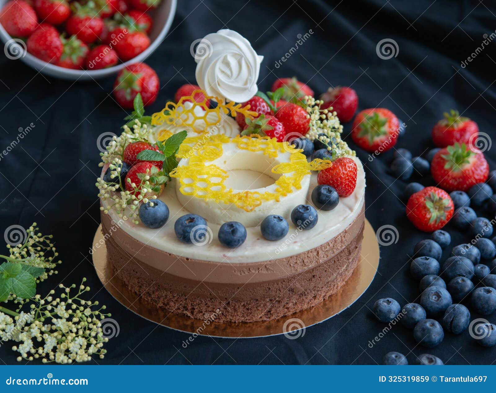 Summer Cake for Refreshment Stock Image - Image of fresh, dessert ...