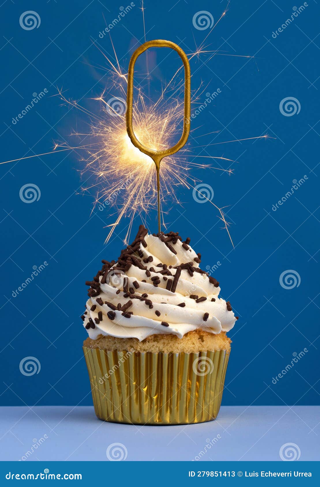 Birthday Cake with Sparks Number 0 - Blue Background Stock Image ...