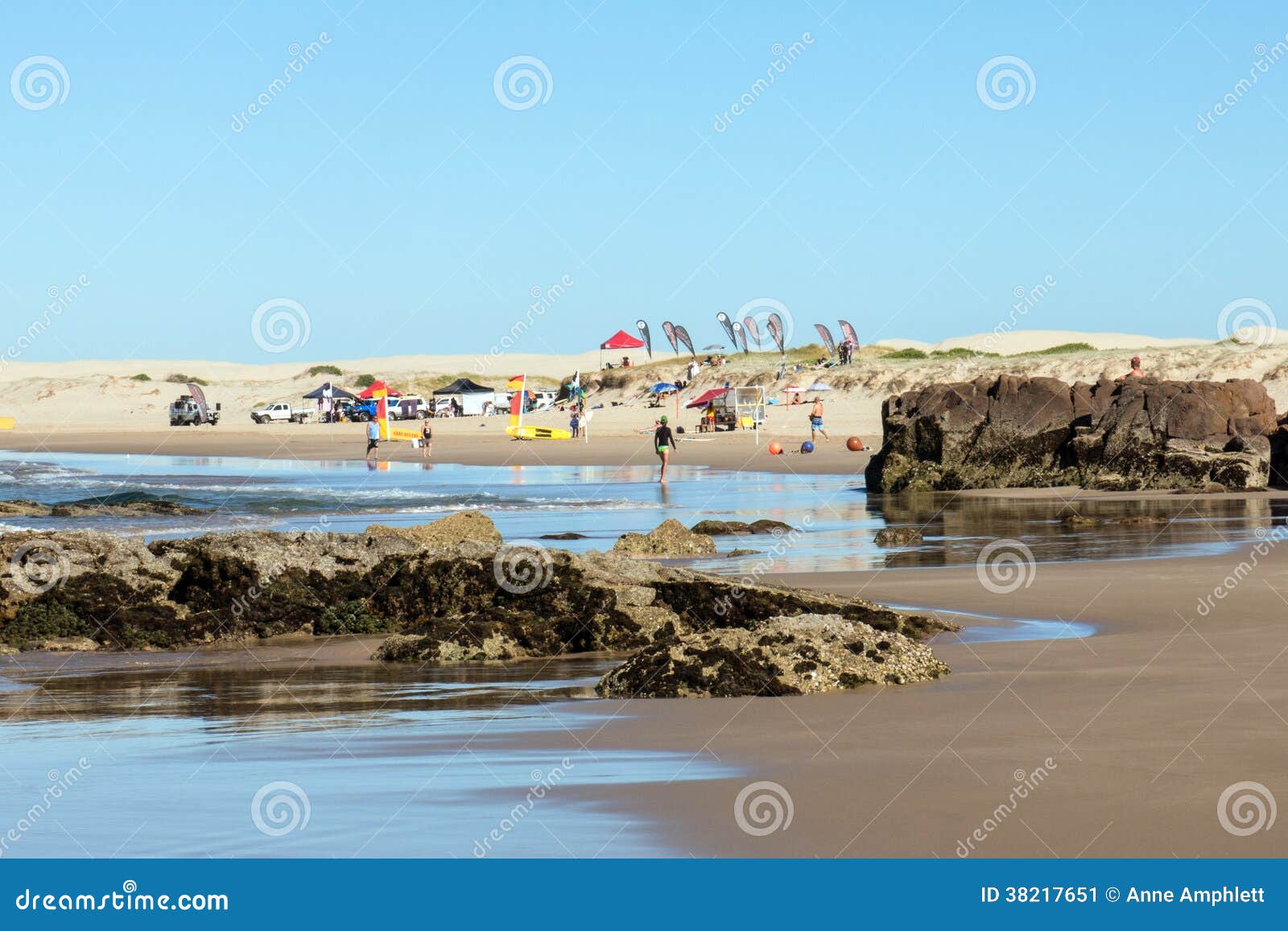 Birubi Beach editorial photo. Image of popular, marine - 38217651