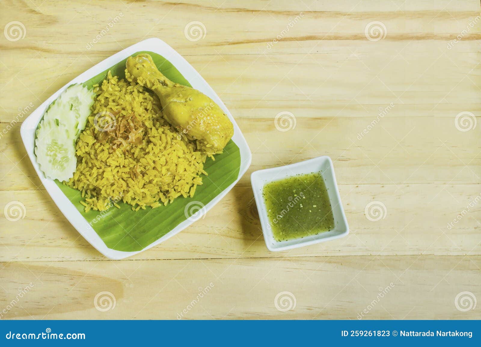 Biryani De Pollo. Comida Musulmana. Listo Para Servir. Imagen de ...