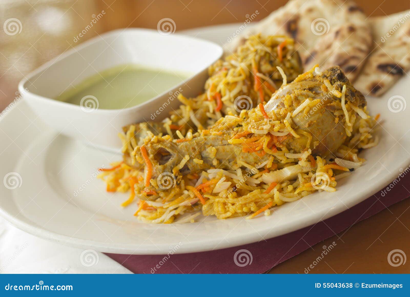 Biryani indio del pollo foto de archivo. Imagen de coriandro - 55043638