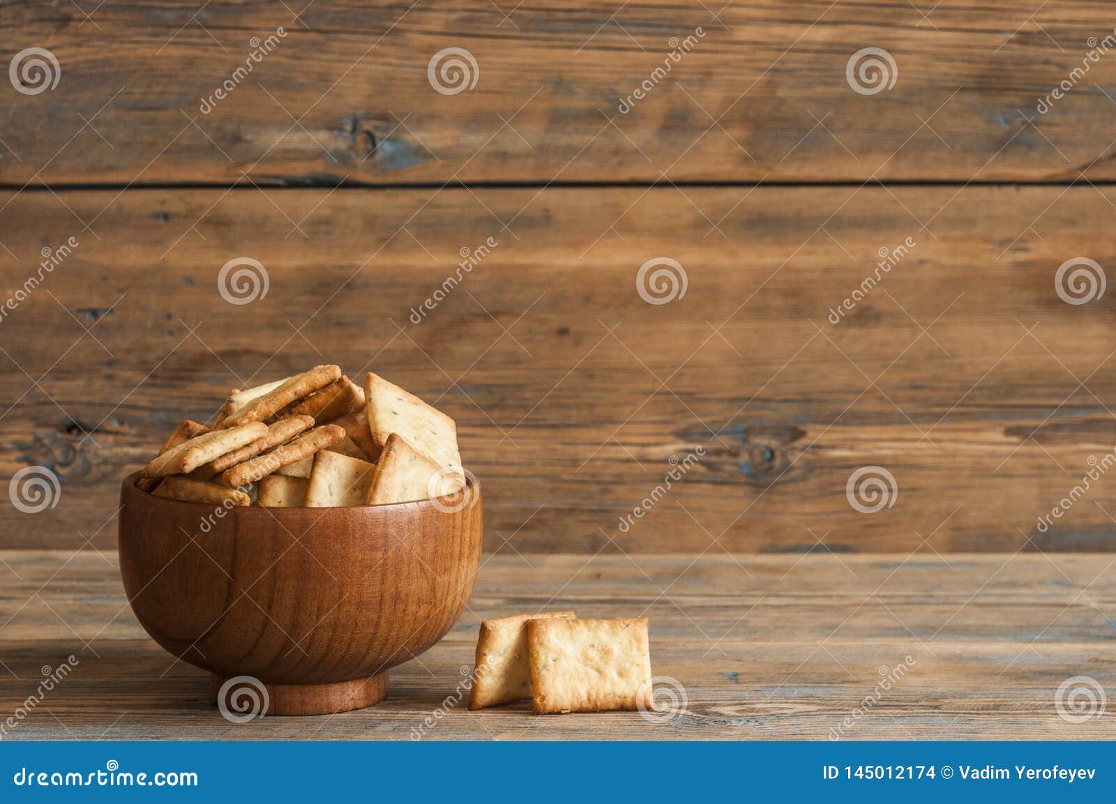 Biscoitos Picantes Do Alimento No Fundo Branco Foto de Stock - Imagem ... Biscoitos Picantes Do Alimento No Fundo Branco Foto de Stock - Imagem ...