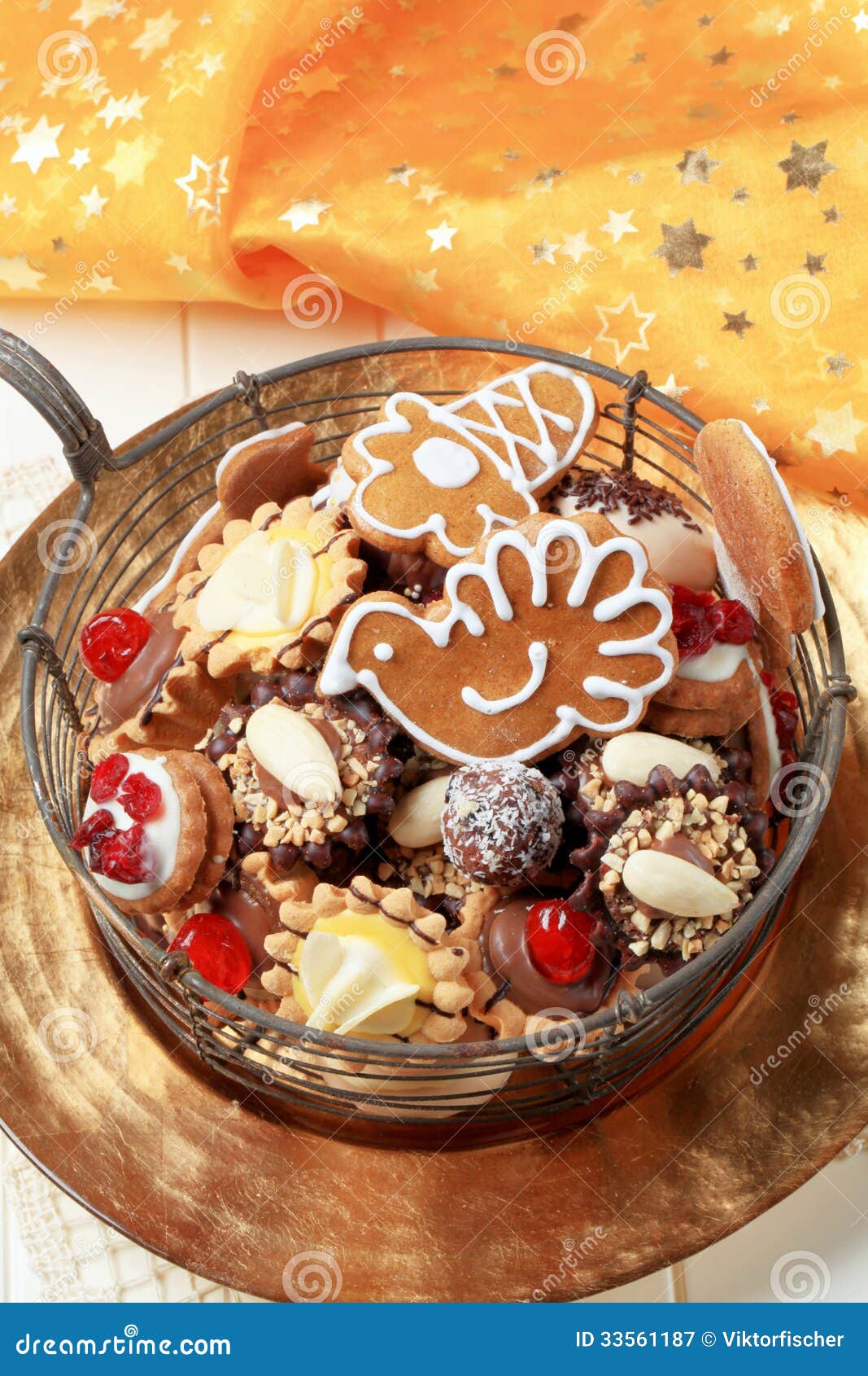 Biscoitos sortidos imagem de stock. Imagem de cozido - 33561187