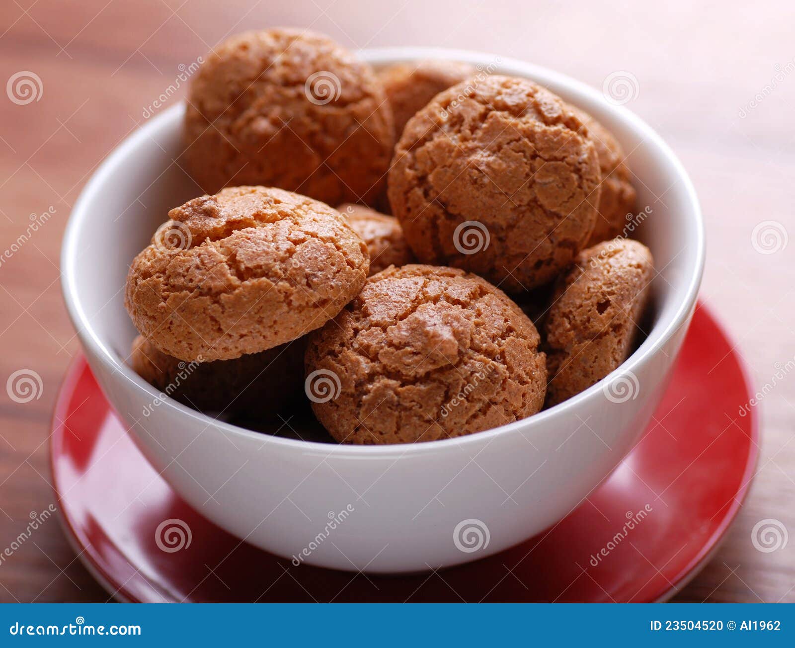 Biscotti italiani fotografia stock. Immagine di dolci - 23504520