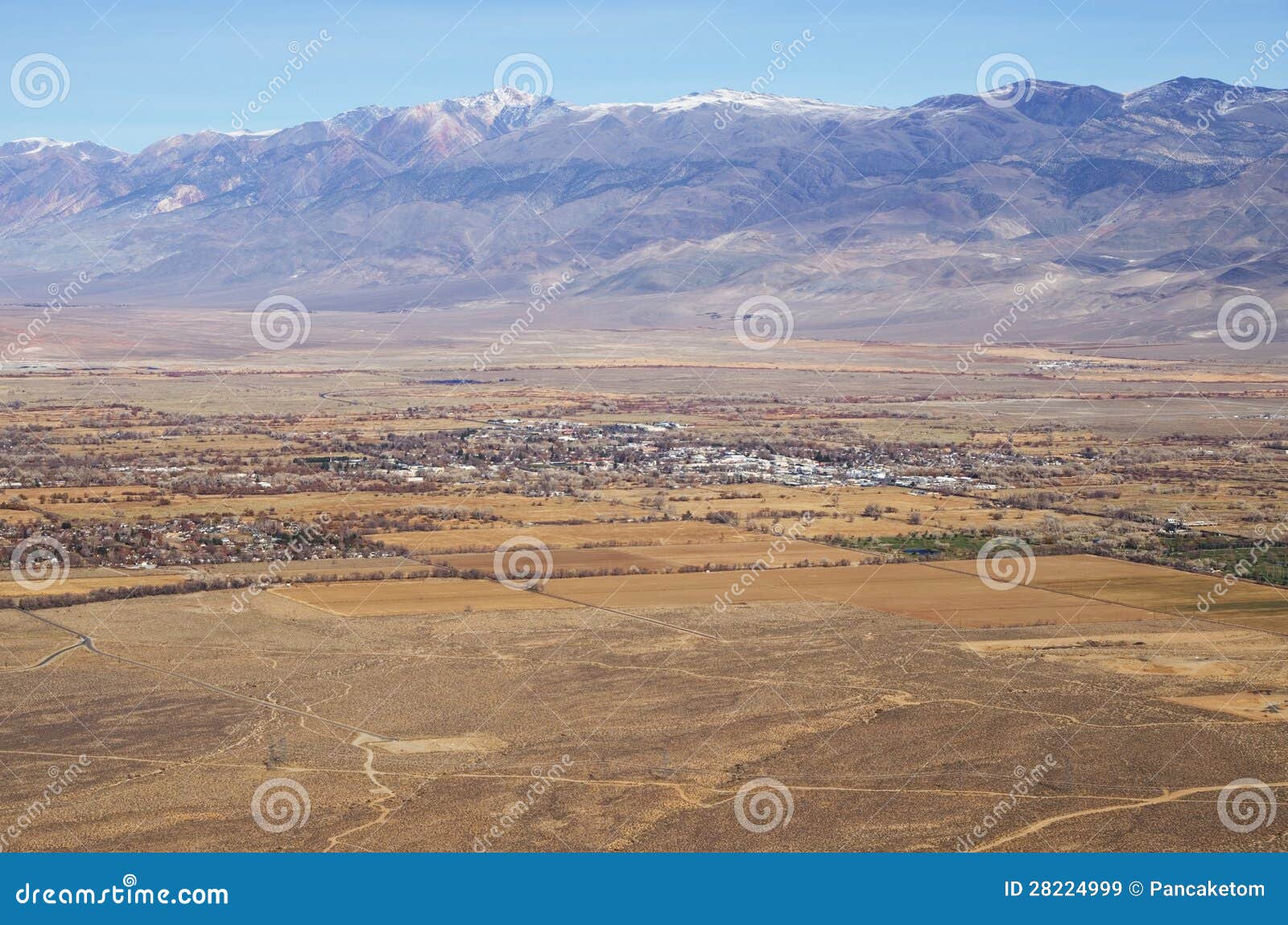Bishop California stock image. Image of city, mountains - 28224999