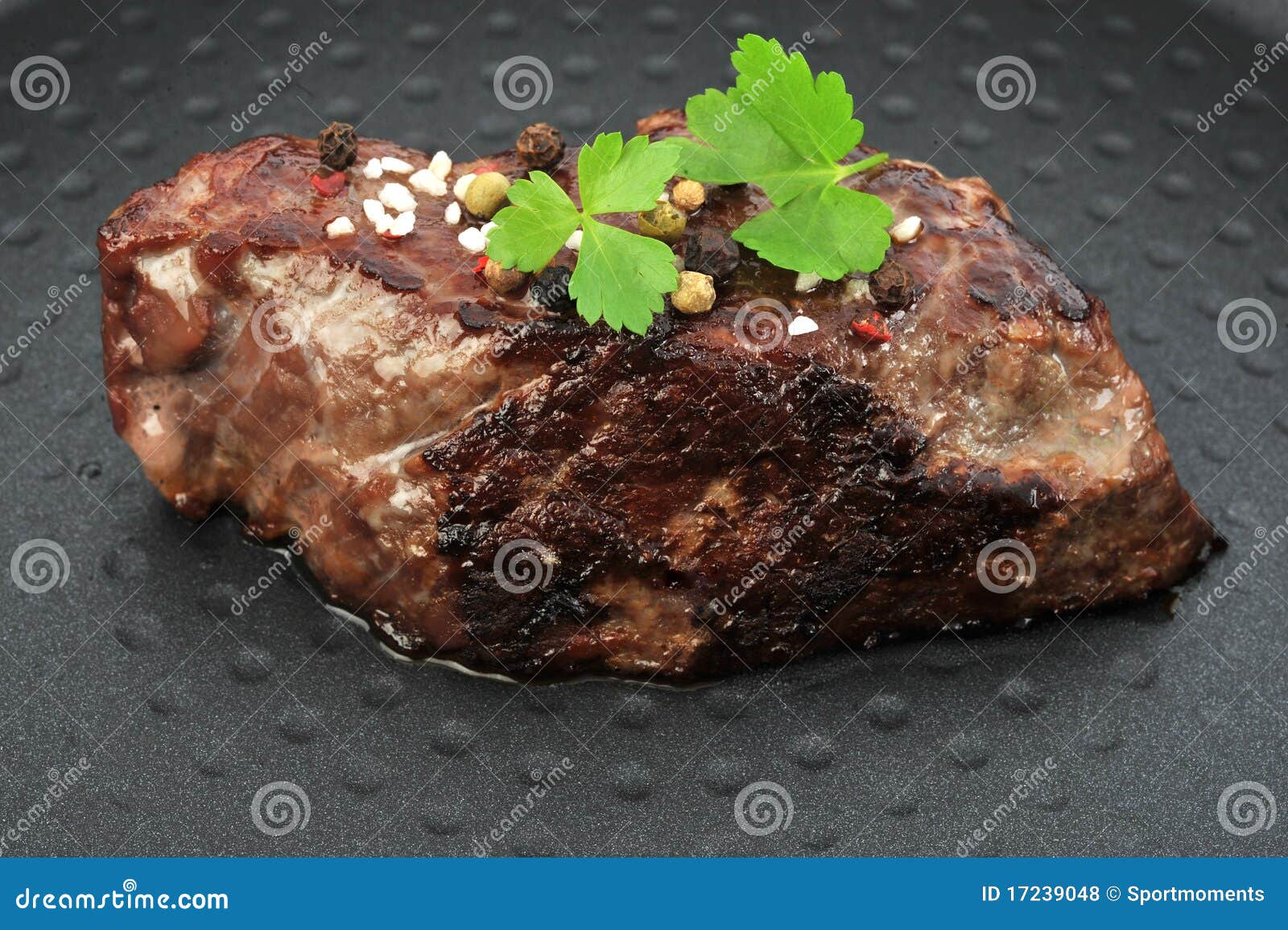 Bistecca di groppa fotografia stock. Immagine di barbecue - 17239048