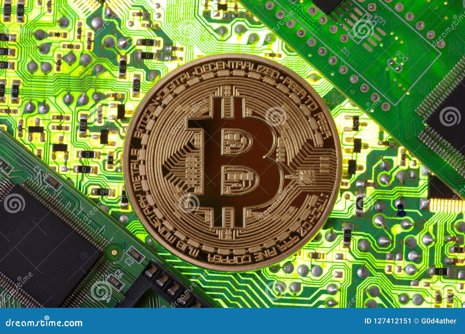 Bitcoin imagem de stock. Imagem de computador, comércio - 127412151