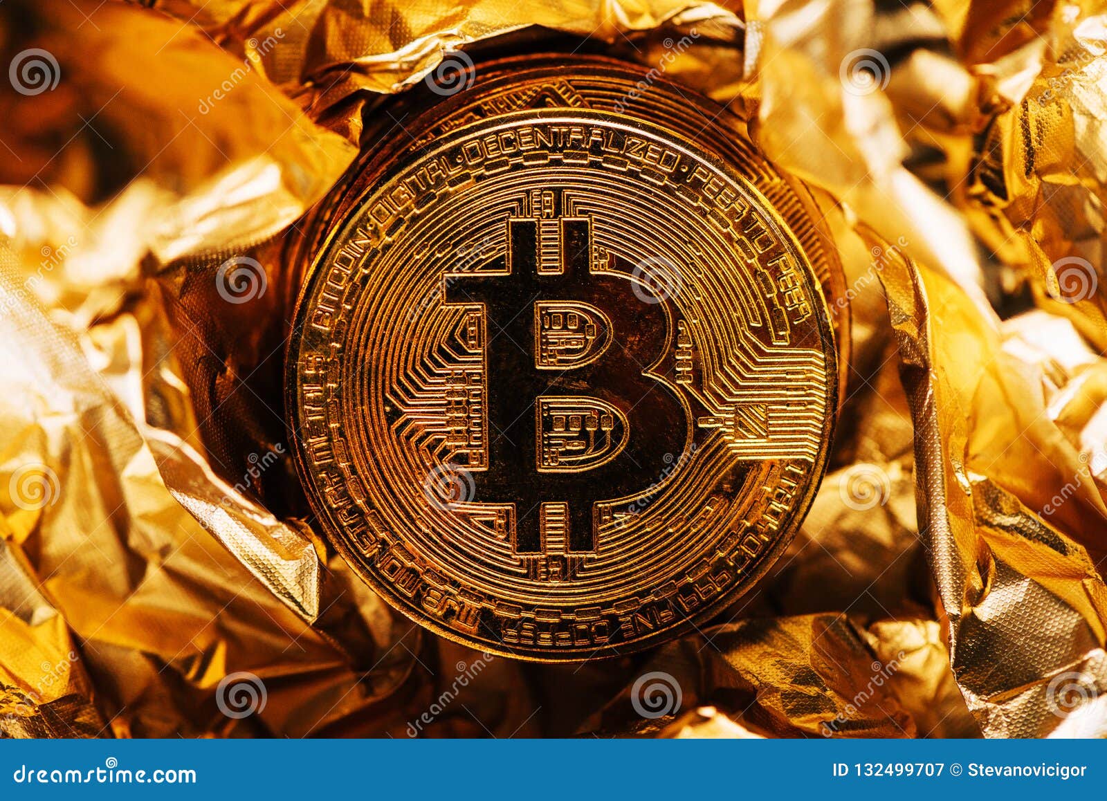 Bitcoin, Blockchain Cryptocurrency Golden Coin Stock Image - Image of ... Bitcoin, Blockchain Cryptocurrency Golden Coin Stock Image - Image of ...