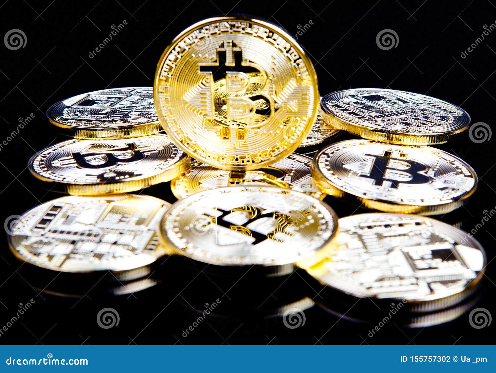 Bitcoin coins group stock photo. Image of international - 155757302