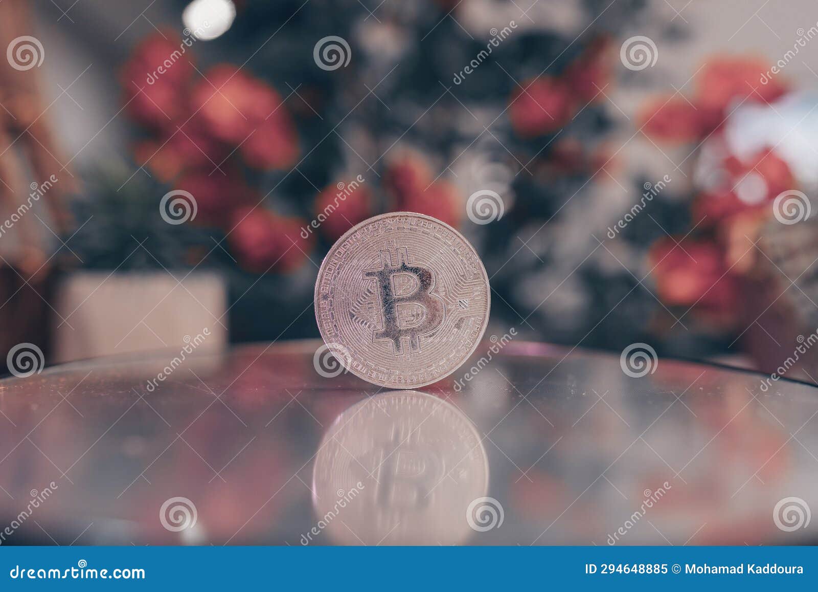 Bitcoin Gold Coin - Cryptocurrency Concept - Aesthetic Blurred ...