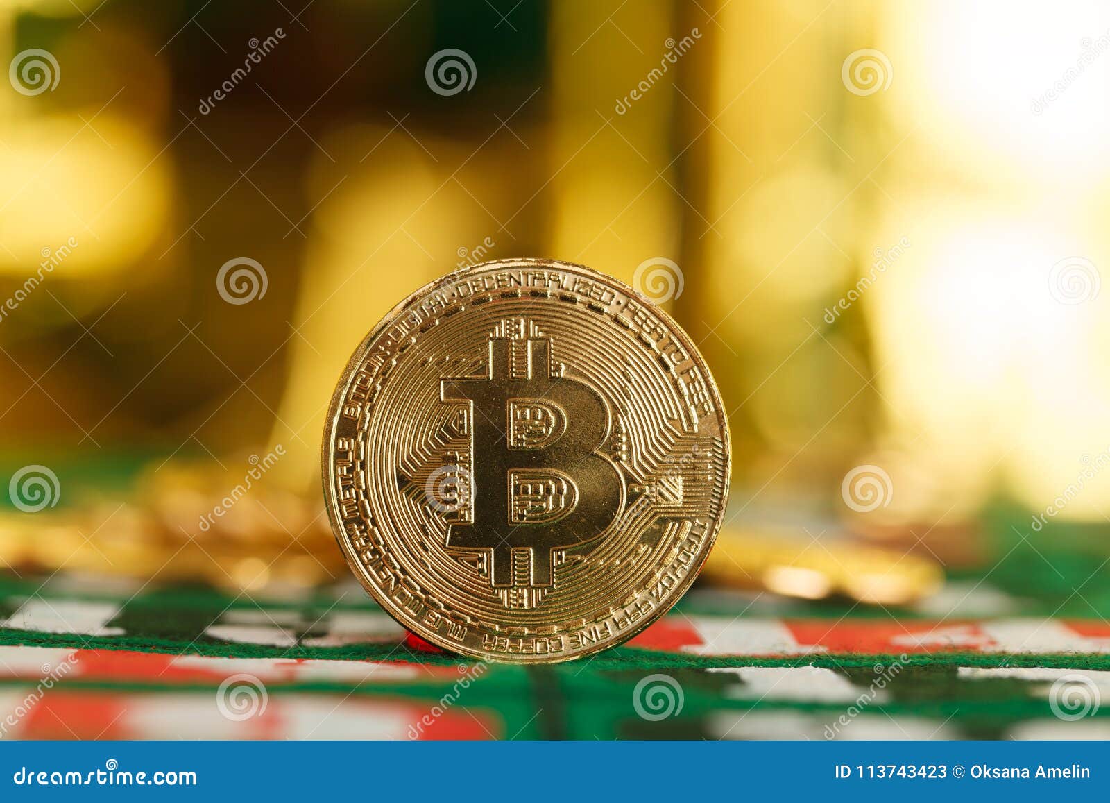 Bitcoin - Munt Van De Toekomst Stock Afbeelding - Image of kleur ...