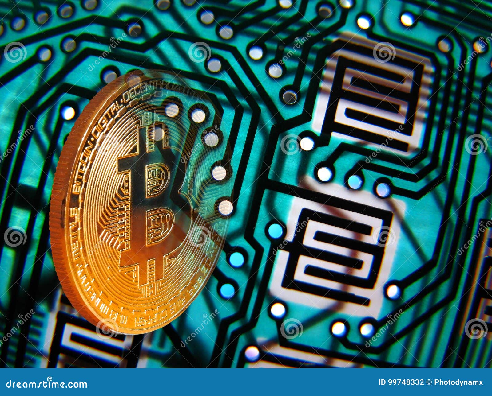 Bitcoin Und Digitaler PWB-Hintergrund Stockfoto - Bild von bankverkehr ...