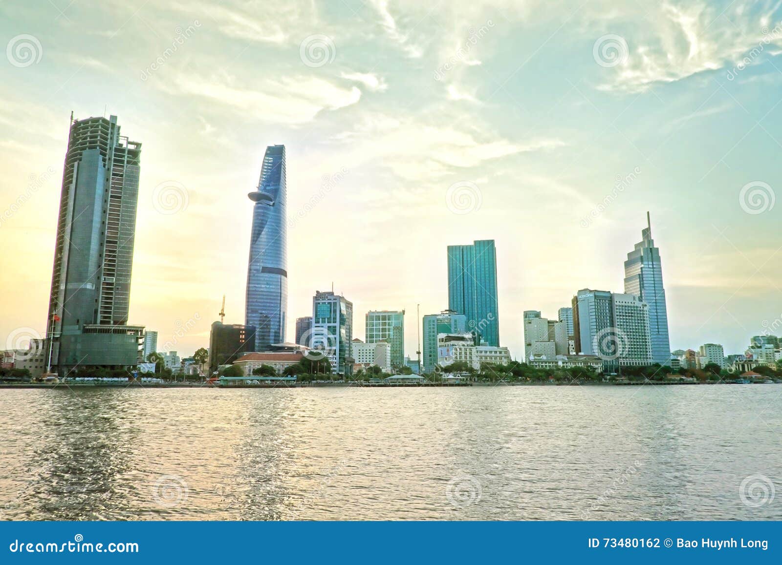 Bitexco Tower In Saigon- An New Icon Of Ho Chi Minh City - Viet Nam ...