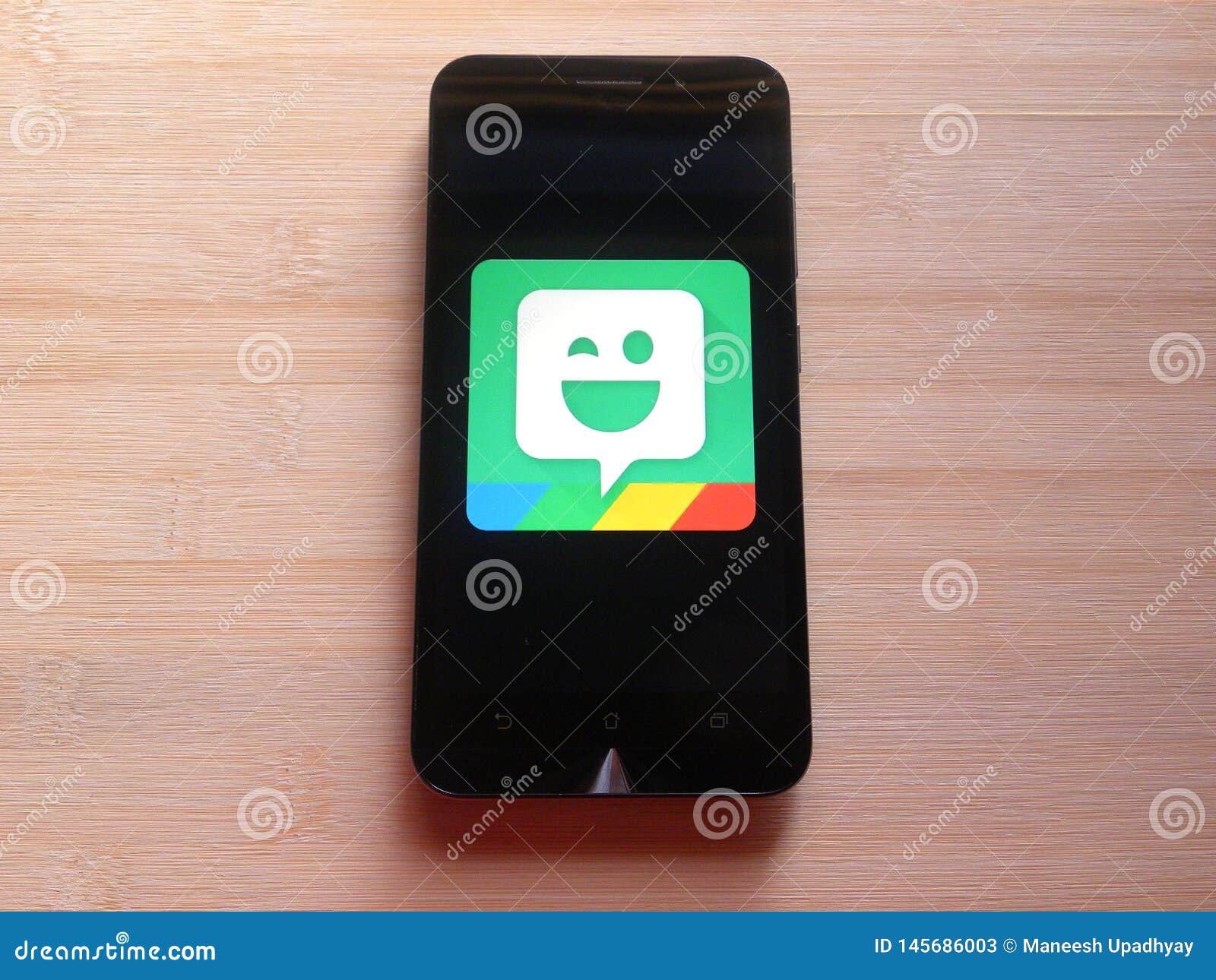 Bitmoji editorial stock photo. Image of mobile, media - 145686003