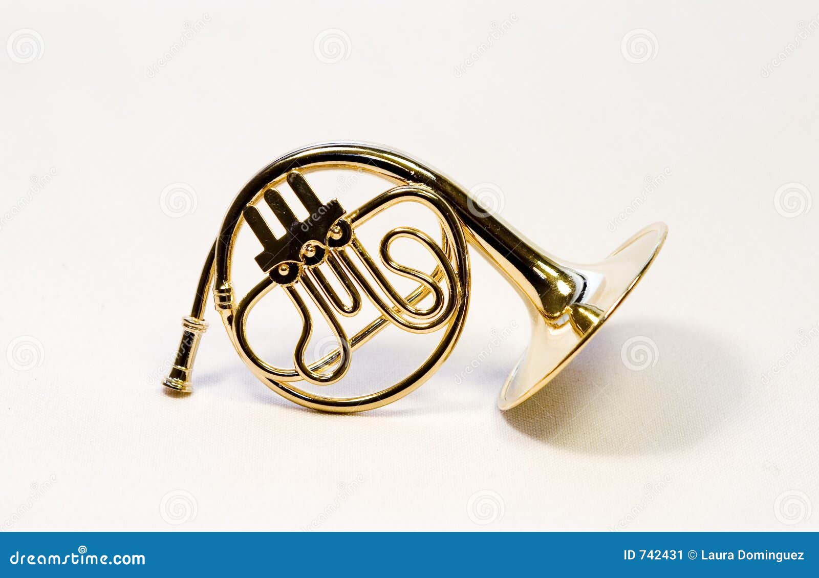 Blaasinstrument stock afbeelding. Image of messing, muziek - 742431