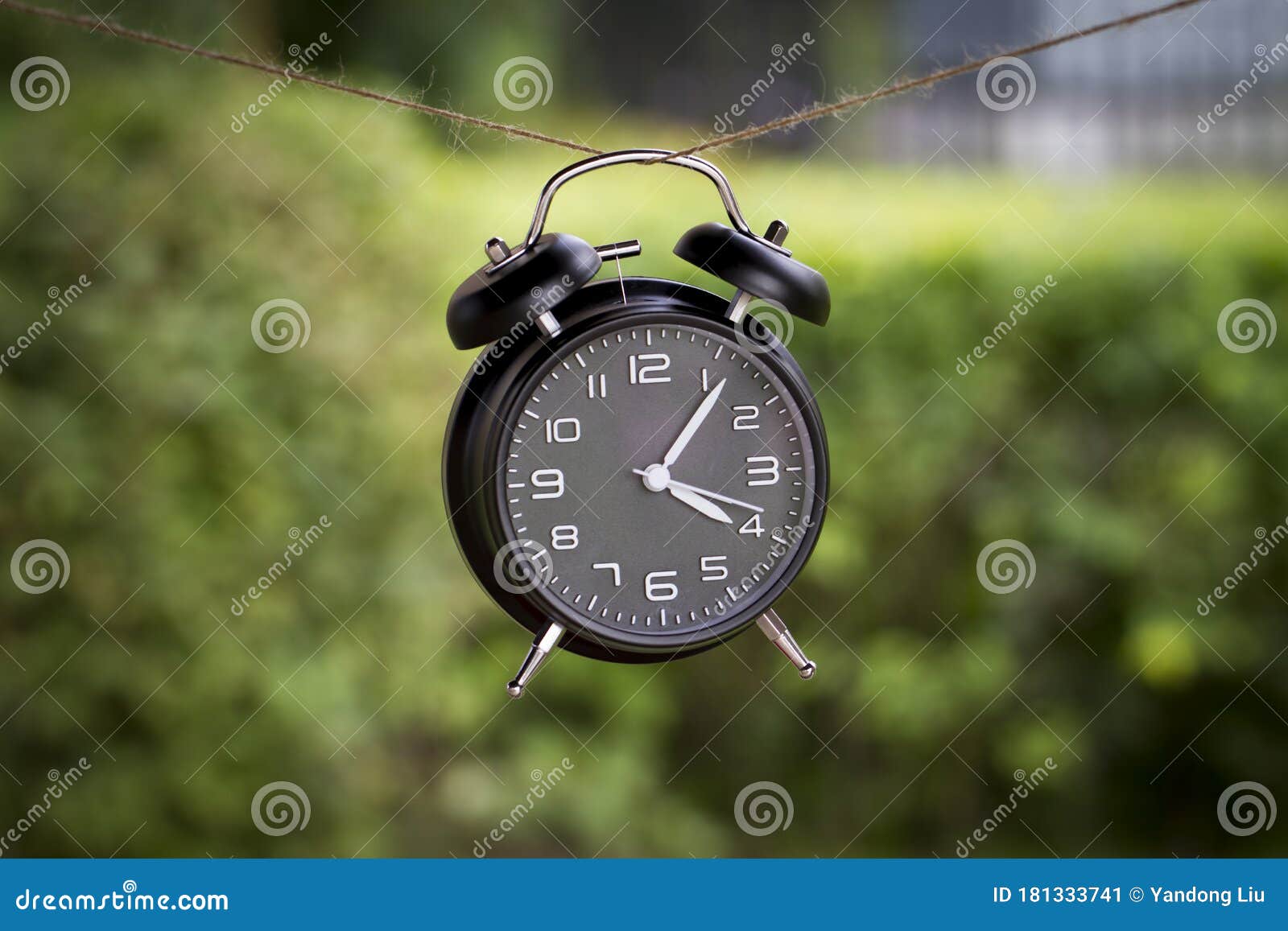 A Black Clock, Time Timer, Alarm Clock Stock Image - Image of worktime ...