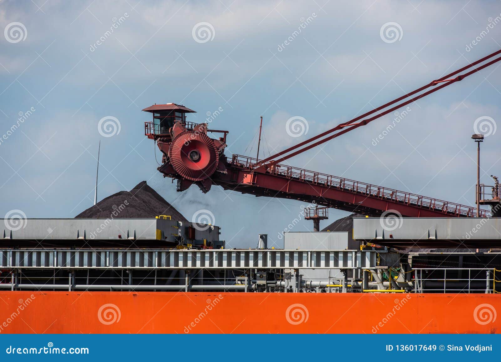 Black Coal Crane Loading Machine Stock Image - Image of maritime, dock ...