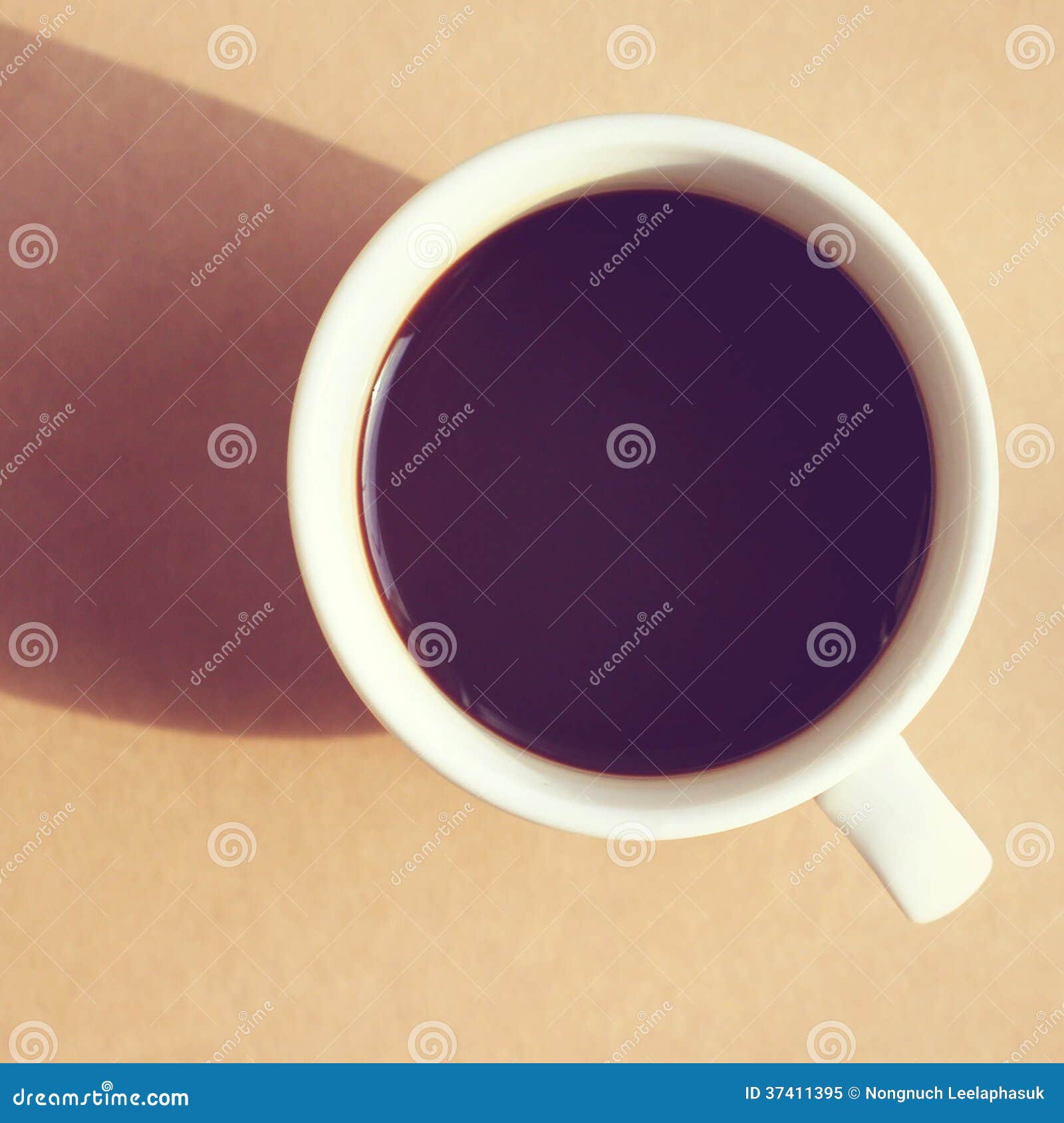 Retro Filter A Close Up Shot Of A Lightning Bolt With A Retro F Royalty ...