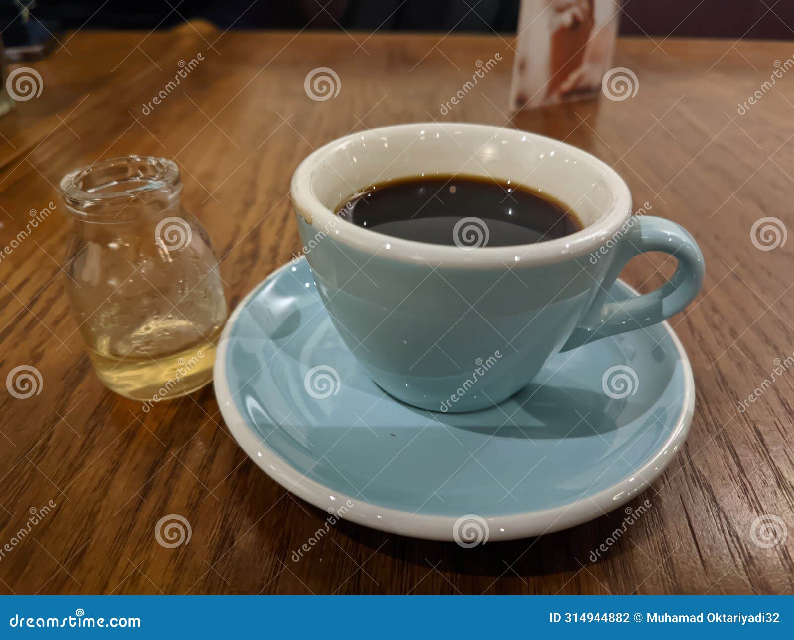 Black Coffee and Liquid Cave in Caffe Stock Photo - Image of coffee ...