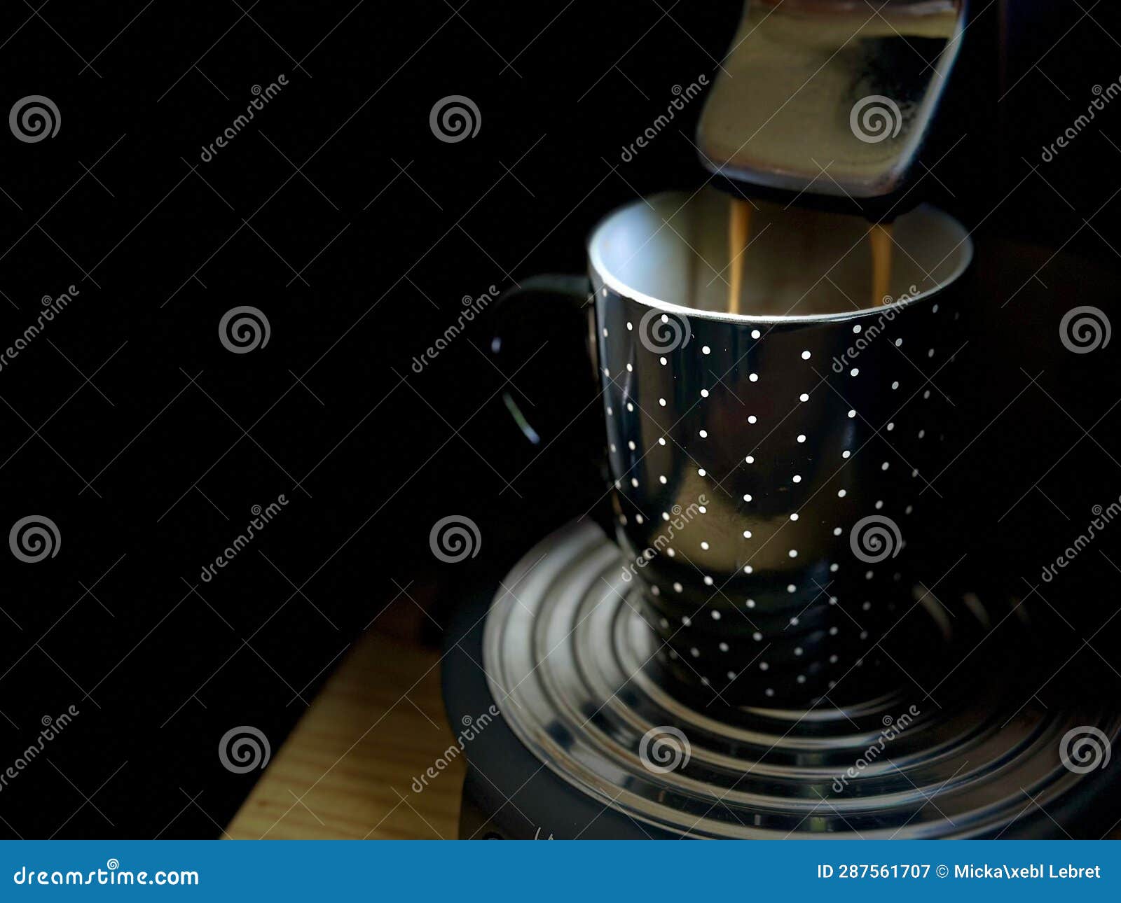 Black Cup with White Dots, Flowing Coffee and Minimalistic Dark ...