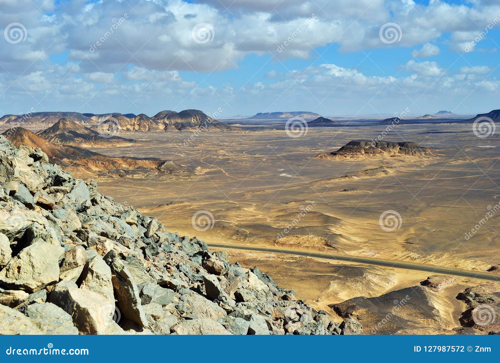Black Desert in Egypt Scenery Stock Photo - Image of dune, nature ...
