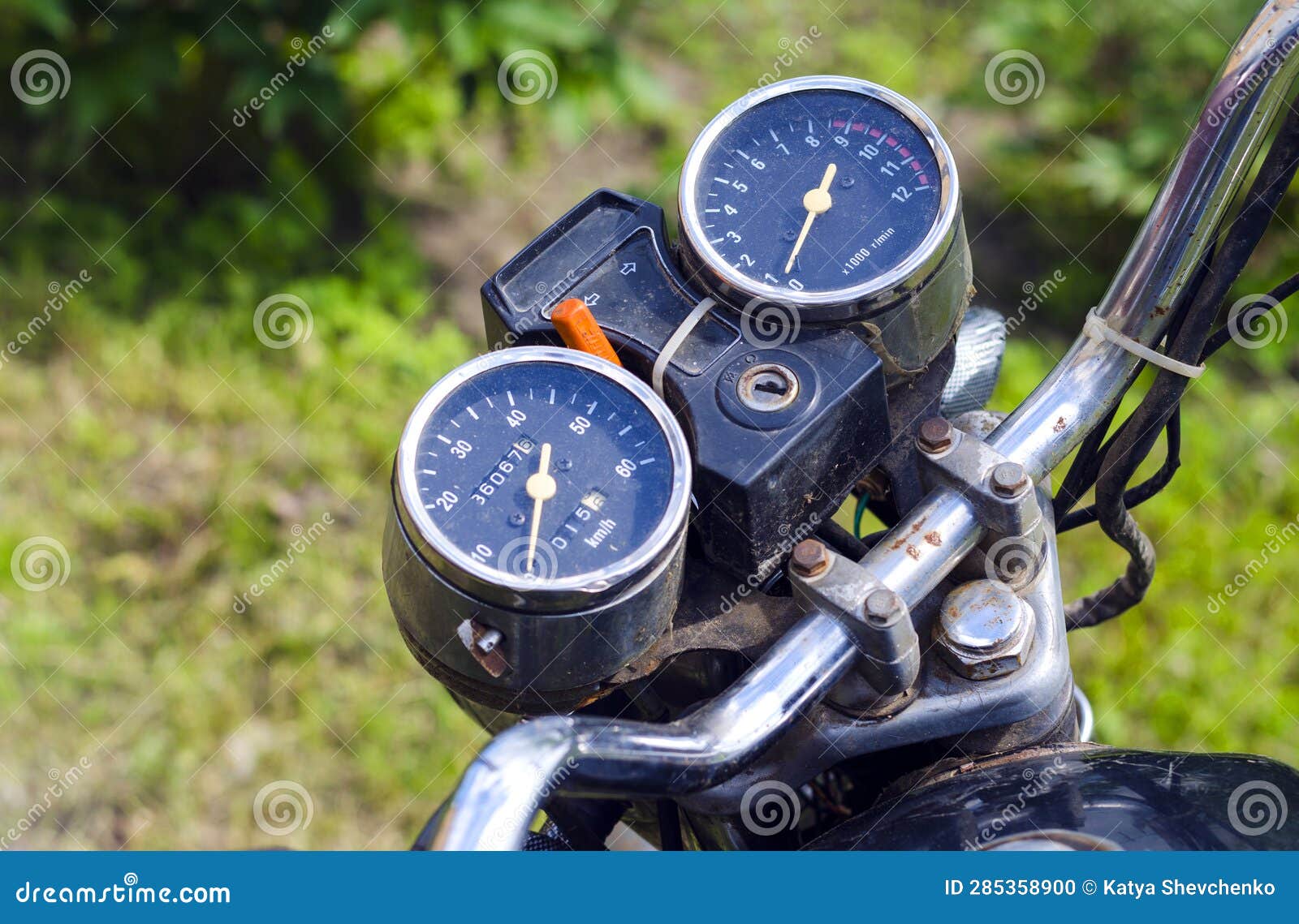 Black Dial Shows the Speed of the Motorcycle Stock Photo - Image of ...