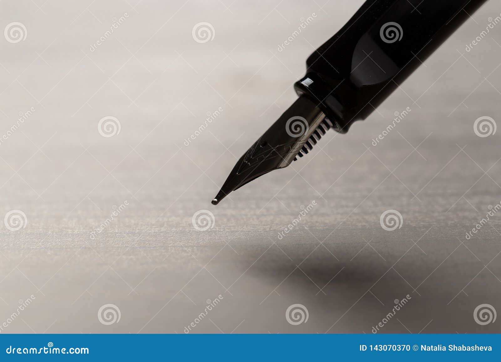 Black Fountain Pen on Table Stock Photo - Image of paper, tool: 143070370