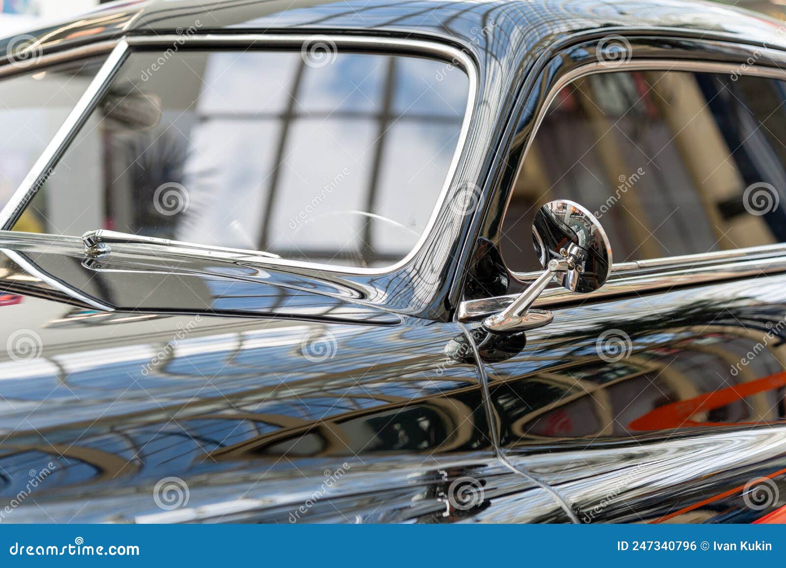 Black and Glossy Retro Car, Close-up. Side View Stock Photo - Image of ...
