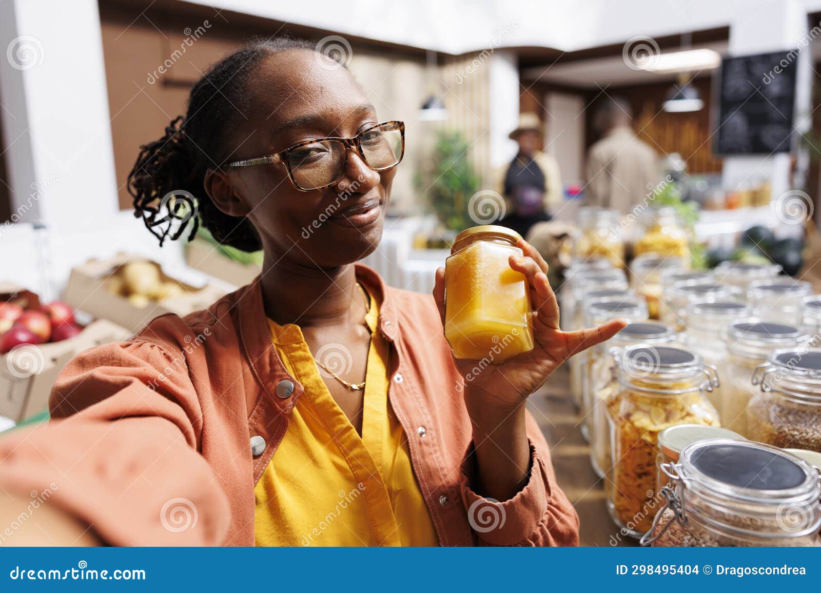 Black Lady Vlogs at Eco Friendly Store Stock Photo - Image of camera, marketing: 298495404