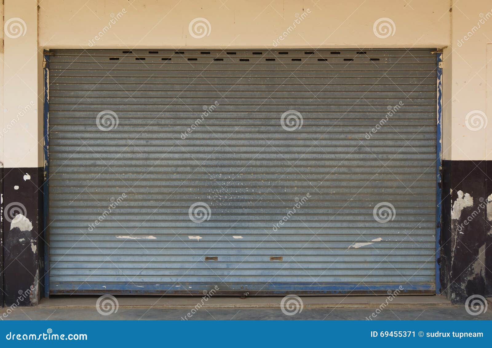 Gate Texture Stock Photography | CartoonDealer.com #57748988