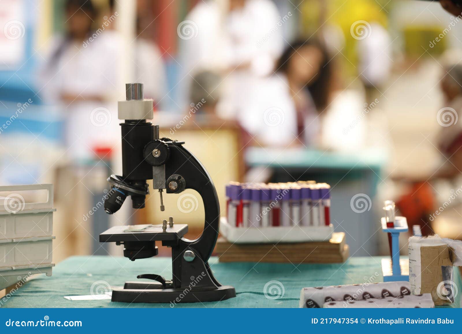 Black Microscope at Science Lab Stock Photo - Image of lens, chemical ...