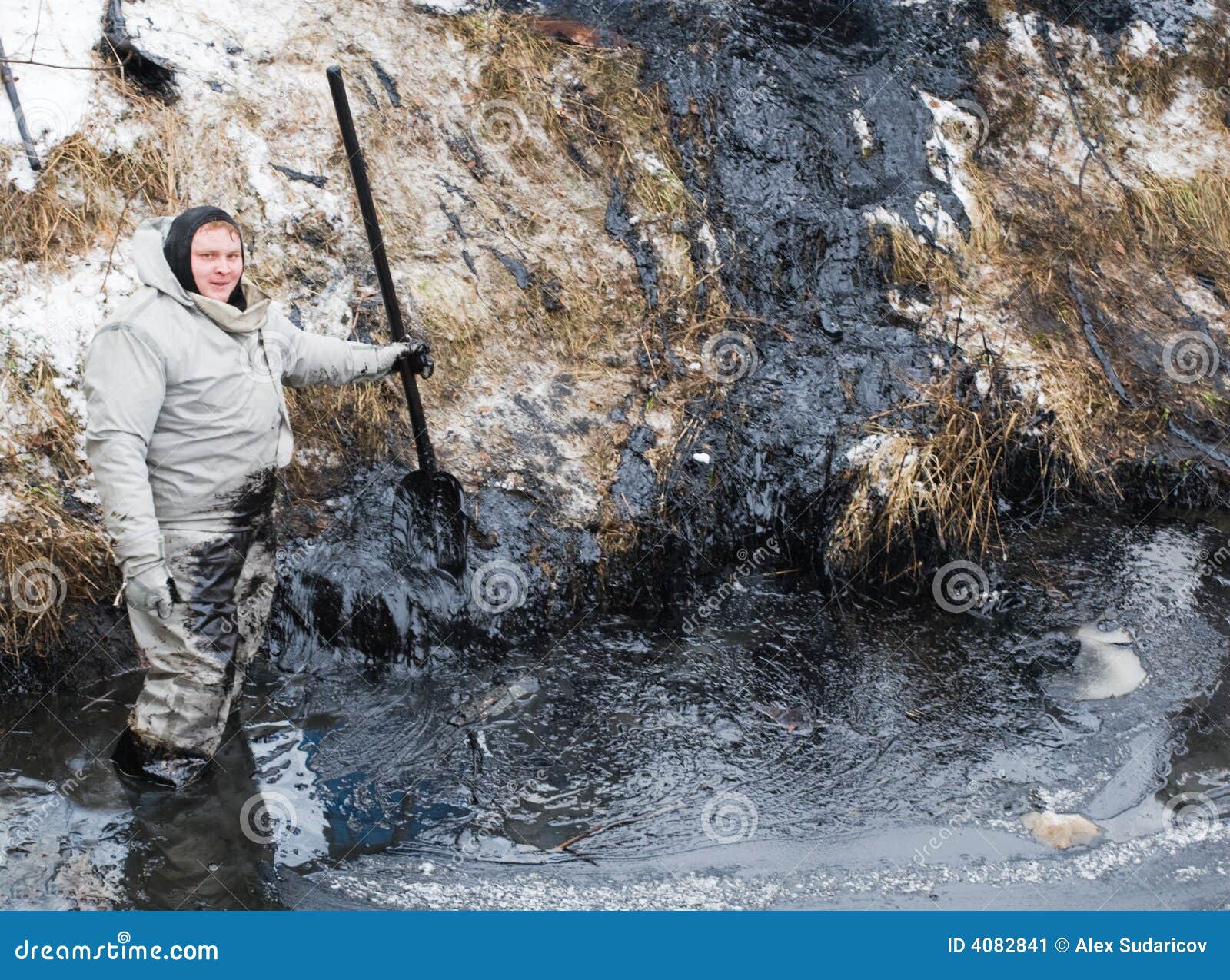 Black oil cleanup editorial photo. Image of danger, environmental - 4082841