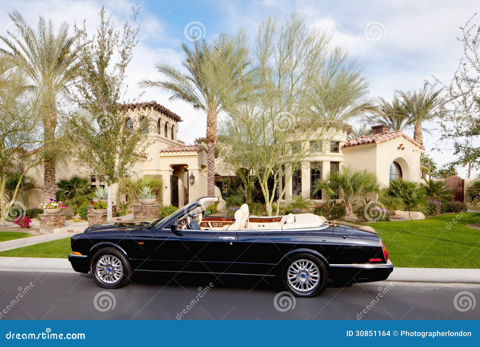 Black Open Roof Car Parked in Front of Mansion House Stock Photo ... Black Open Roof Car Parked in Front of Mansion House Stock Photo ...