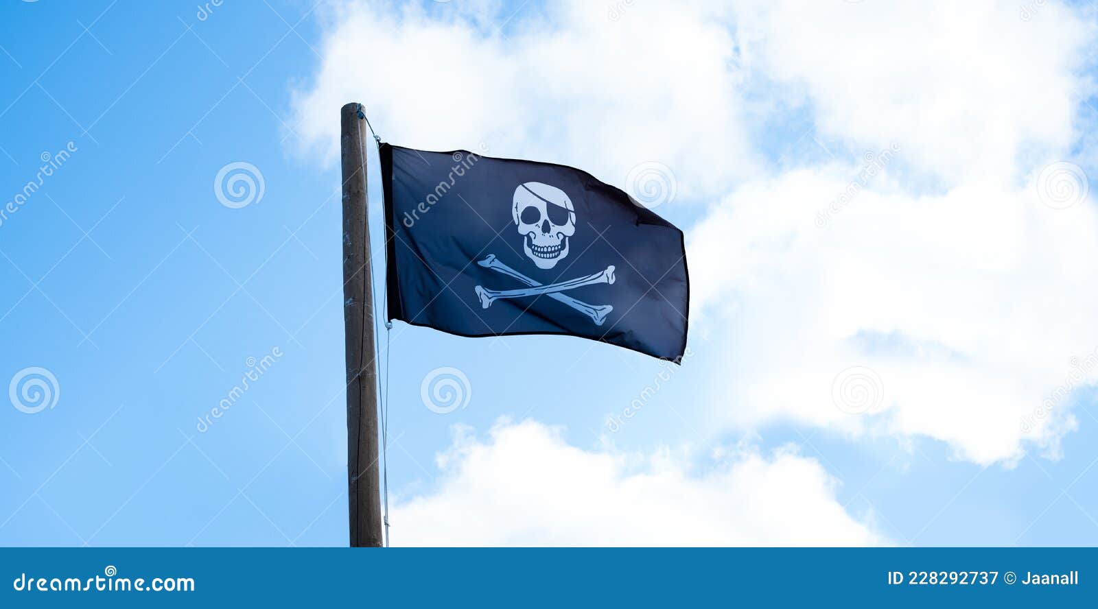 Symbol of Piracy and Hacking Stock Image - Image of marauder, calico ...