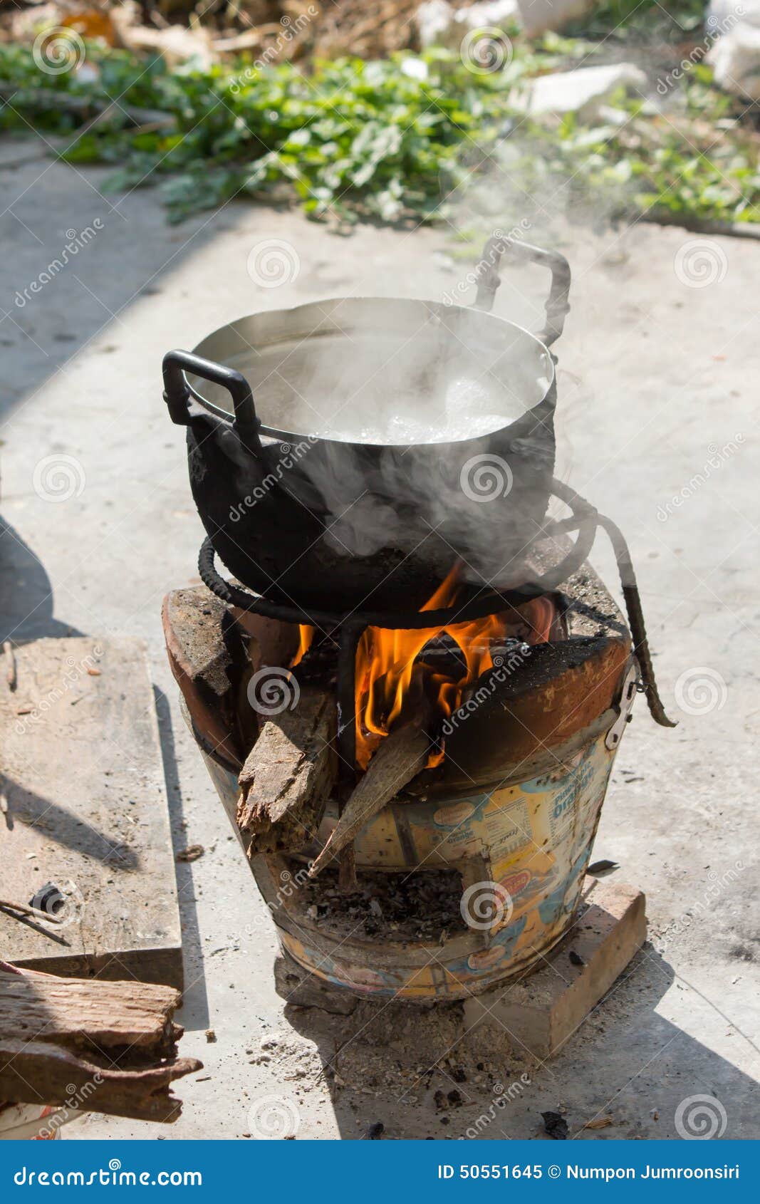 Black Pot Boiling Water for Cooking Stock Image - Image of next ...