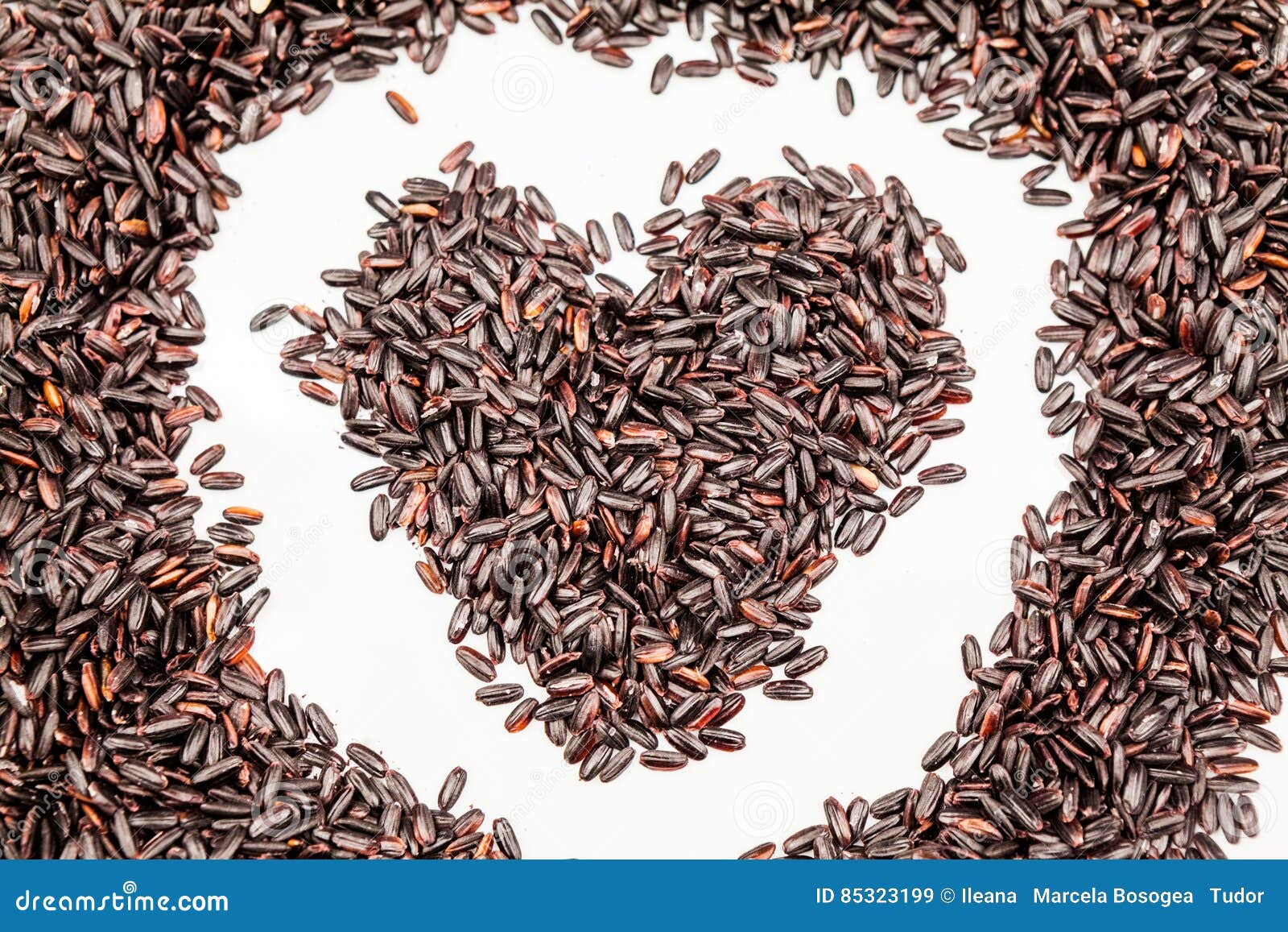 Black Rice Texture and Heart Shape Stock Image - Image of scoop, grain ...