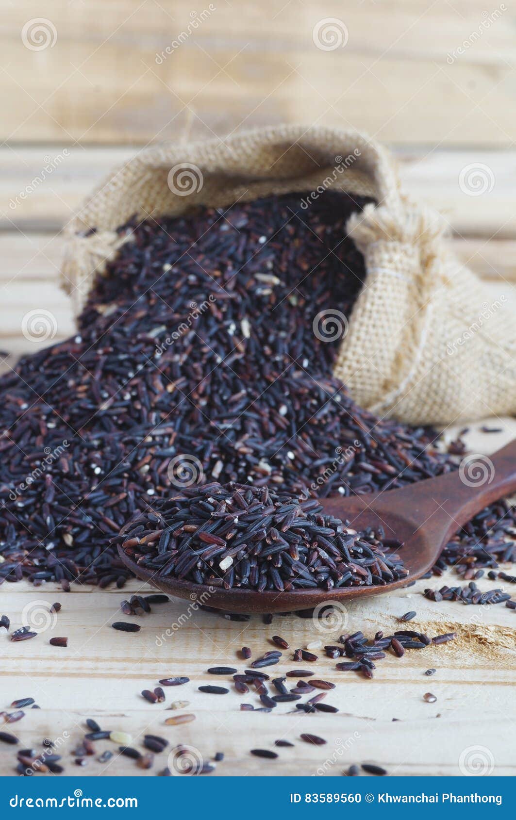Black Rice Thailand Berry Rice Stock Photo - Image of close, heap: 83589560