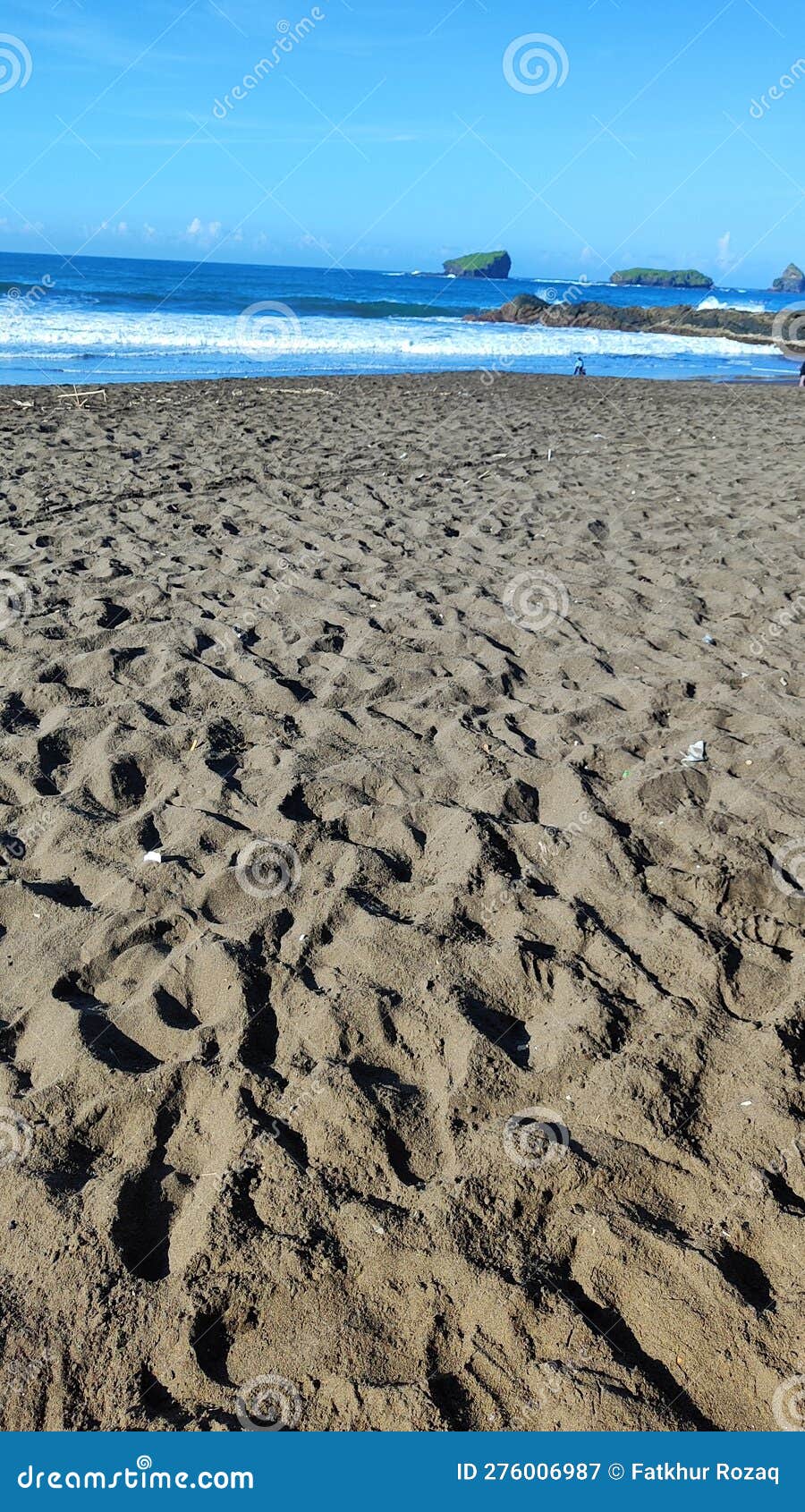 Black Sand in Watu Ulo Beach Stock Image - Image of black, beach: 276006987