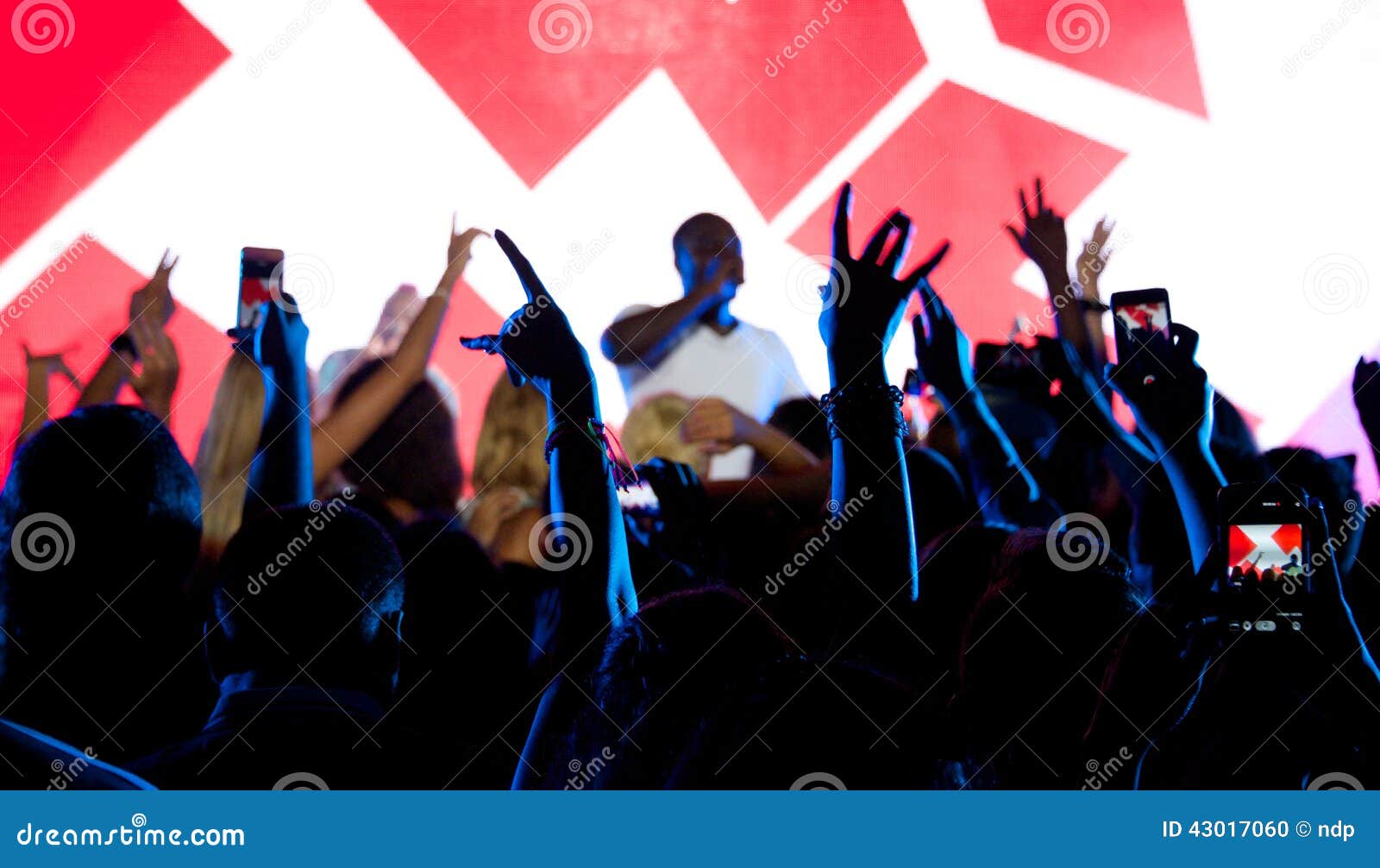 Black Singer Akon on Stage with Fans Stock Photo - Image of concert ...