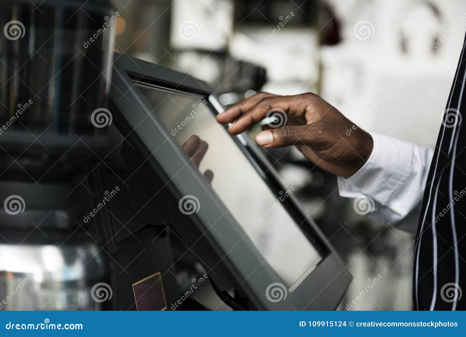 Black Square Electronic Device Picture. Image: 109915124