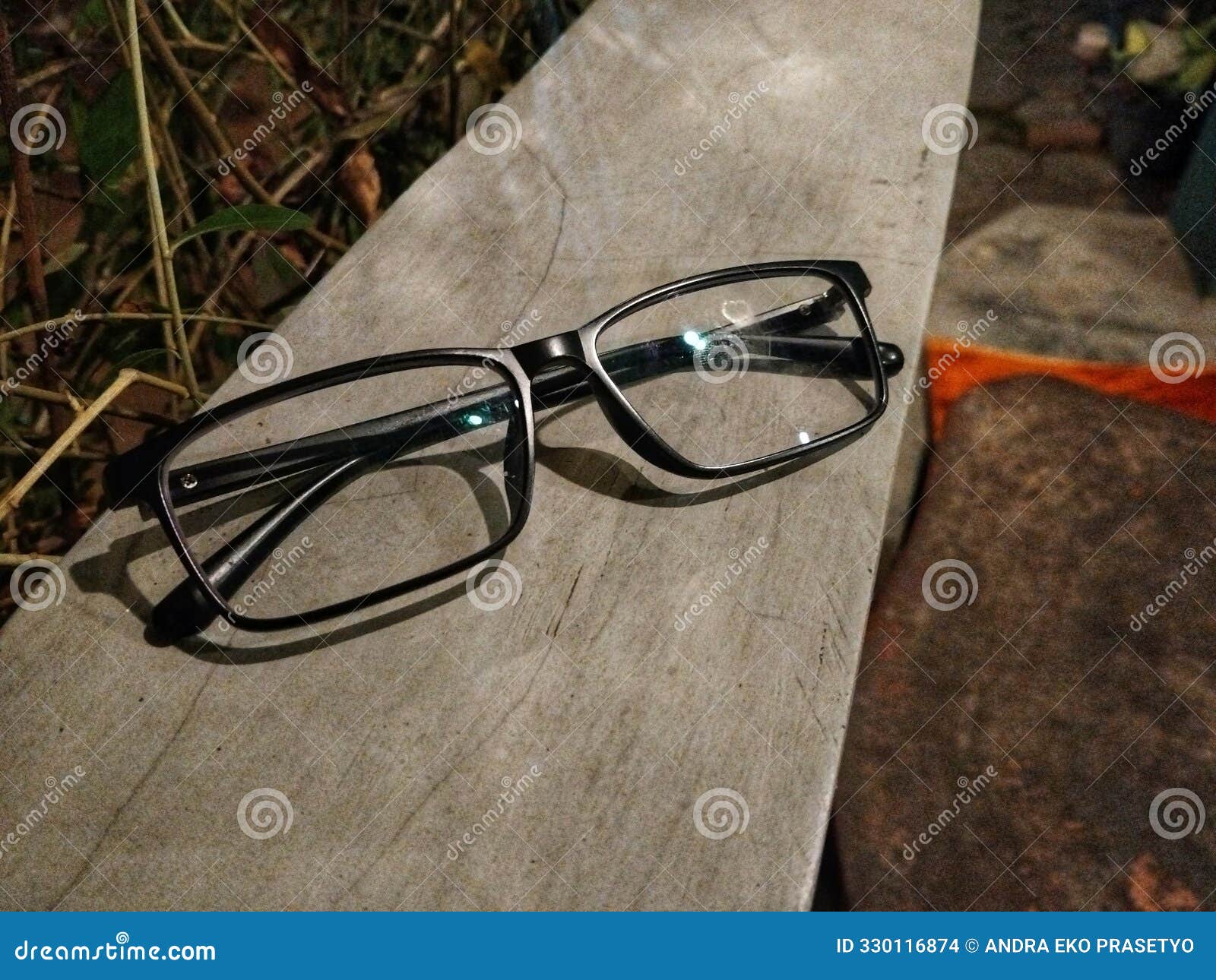 Black Square Lens Minus Glasses Stock Photo - Image of spring, lens ...