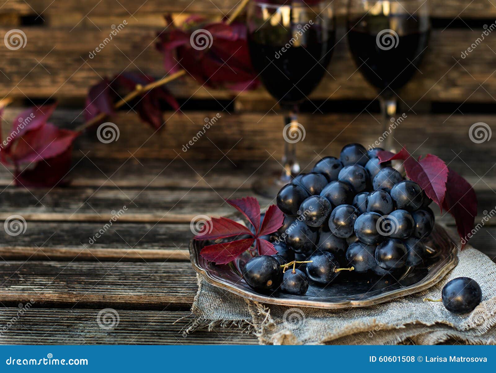 Black Table Grapes on Plate with Black Wine Stock Photo - Image of ...