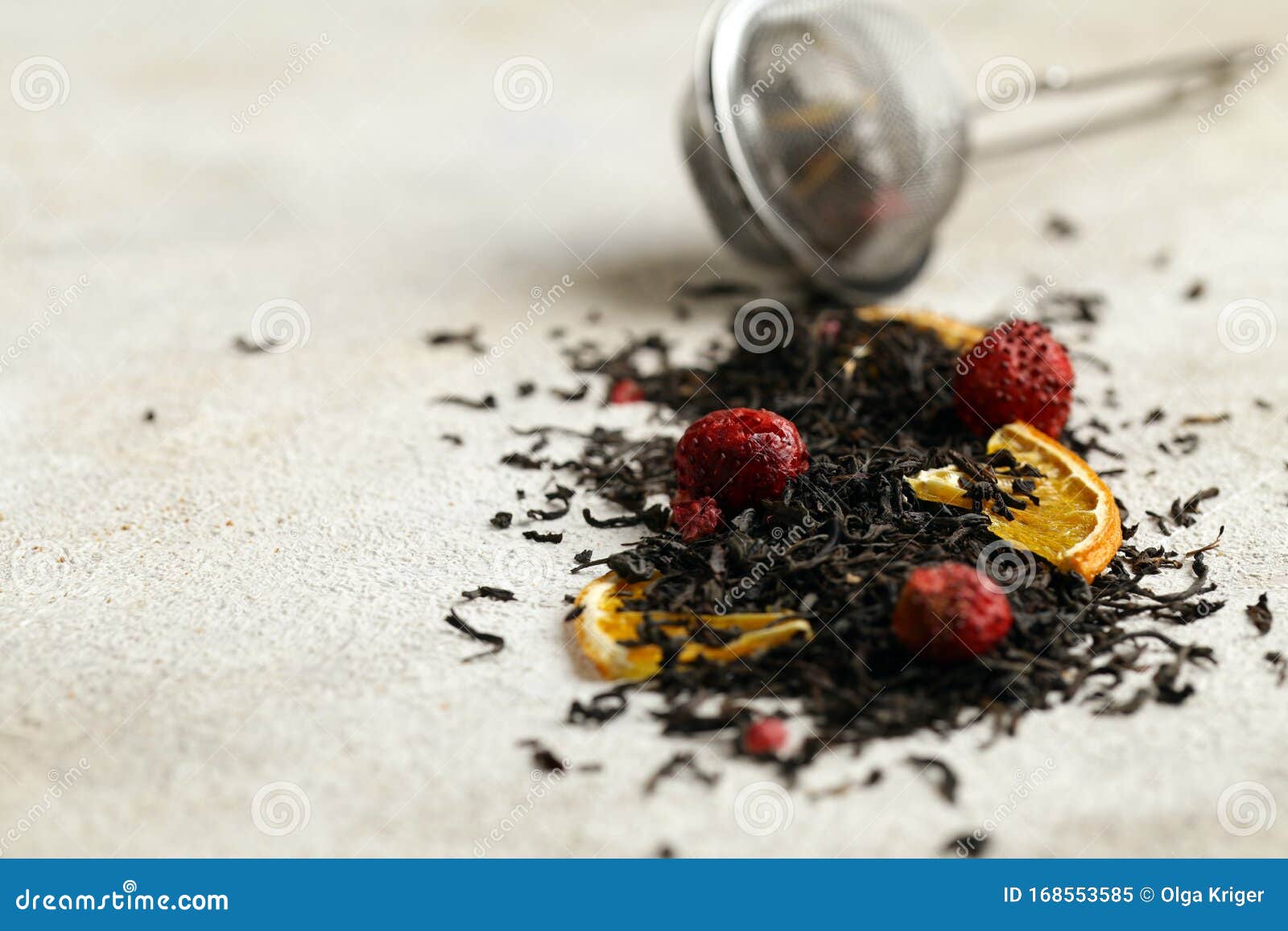 Black tea with berries stock image. Image of antioxidant - 168553585