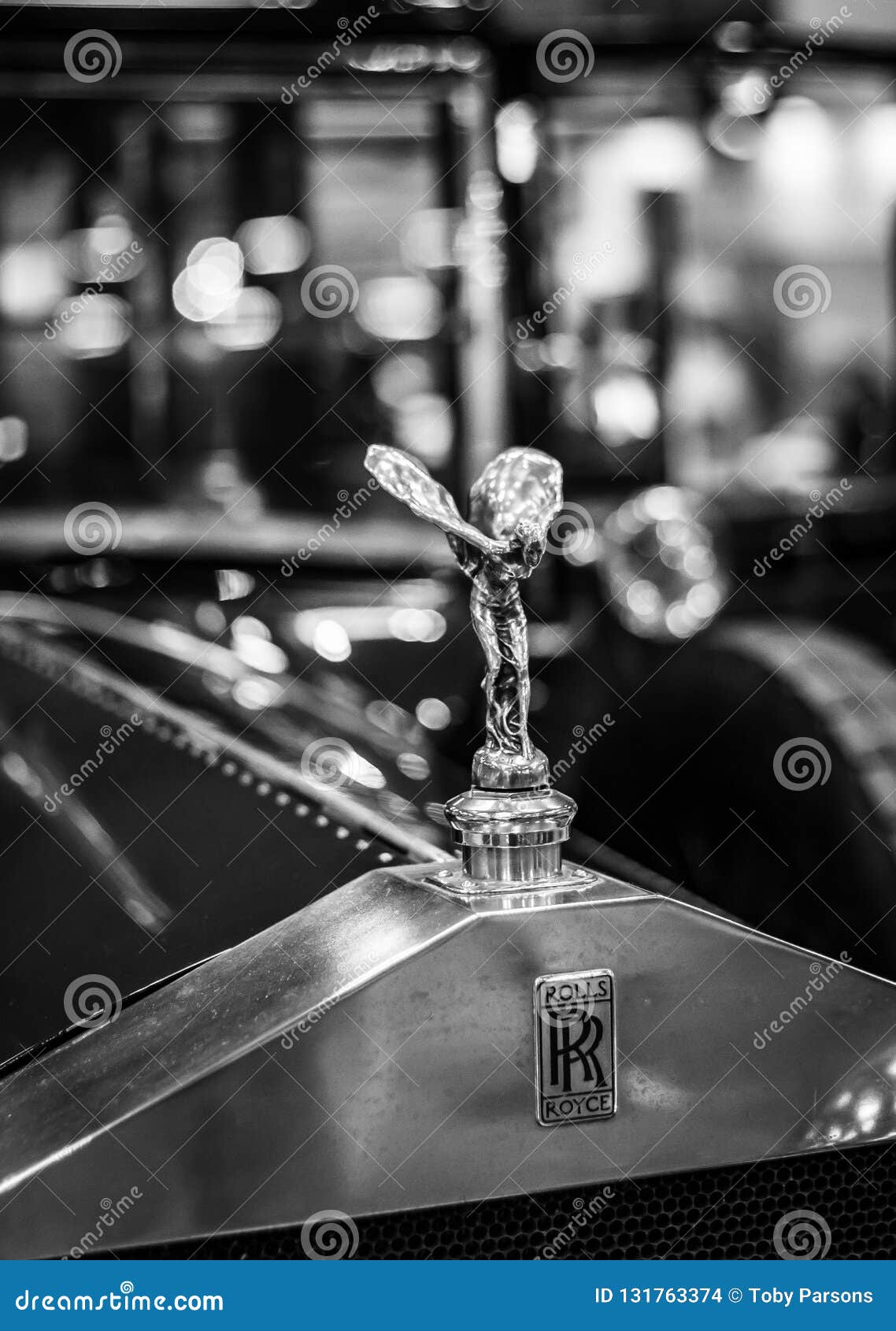 The Classic Emblem Of The Volga GAZ M-21 Cars Editorial Photo ...