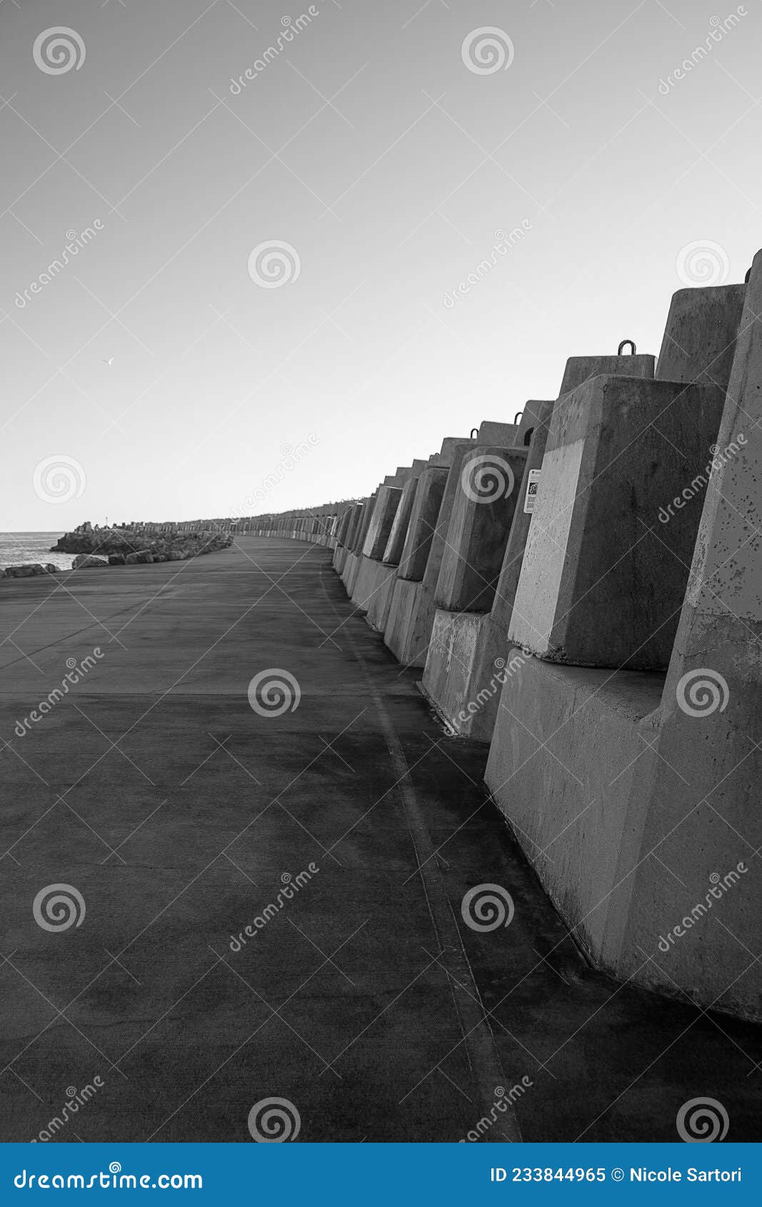 Black and White Breakwall Beauty Stock Image - Image of shadow ...
