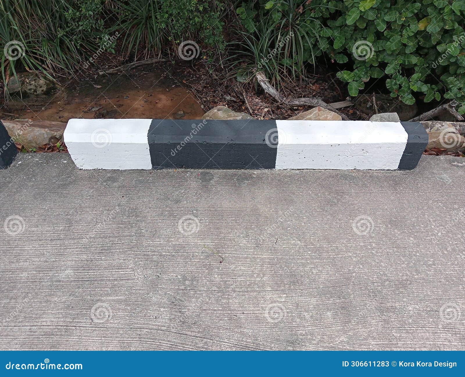 Black and White Curb Stone Installation Stock Image - Image of ...