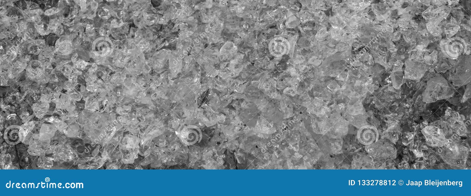 Black and White Texture Pattern of Shattered Glass Crystals Also Great ...