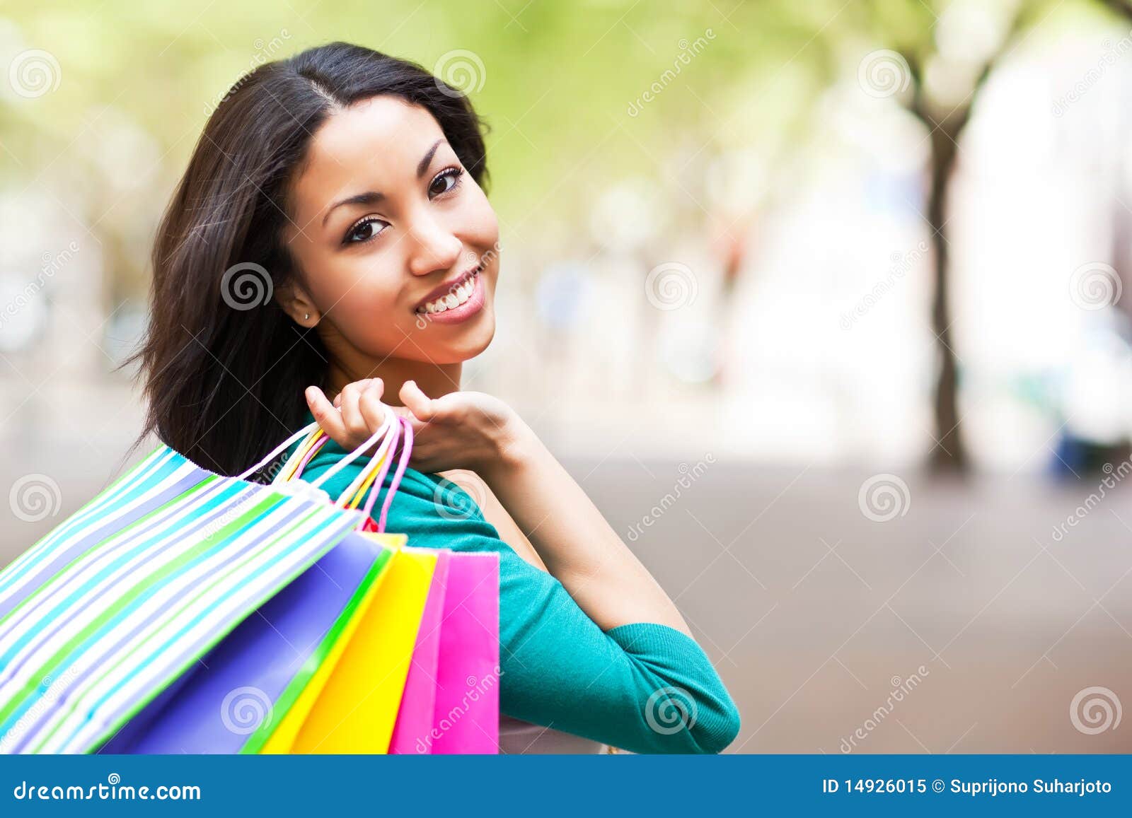 Black woman shopping stock image. Image of girl, outdoor - 14926015